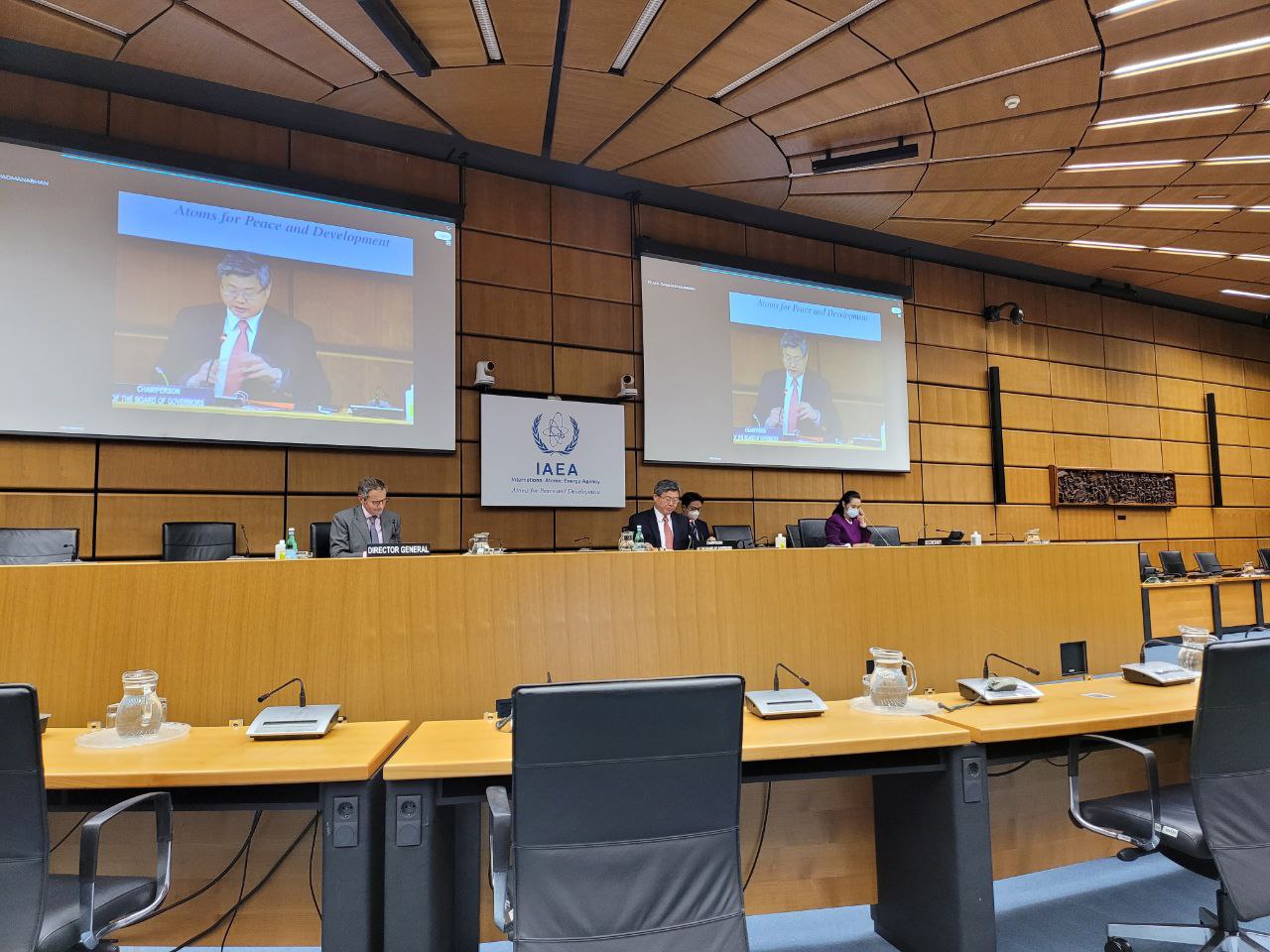 Ambassador chairs the IAEA Board of Governors 상세보기|Mission Activities ...