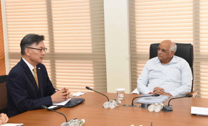 Ambassador Chang meets Mr. Bhupendra Rajnikant Patel, Chief Minister of ...