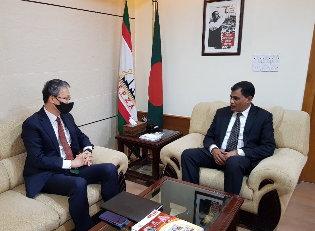 Ambassador Lee met with the Executive Chairman of BEPZA (March 7) 상세보기 ...