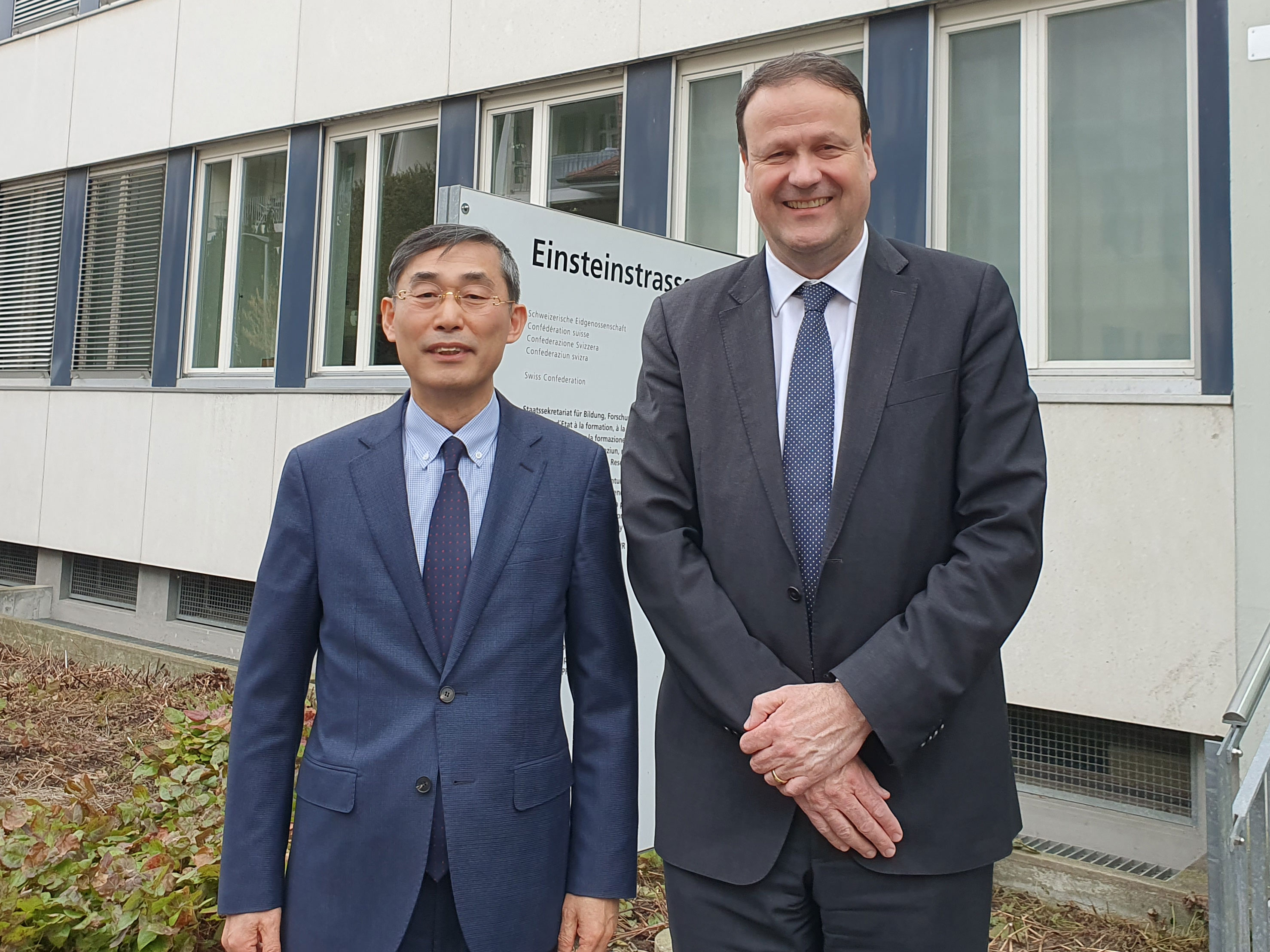 Ambassador Keum met the Head of International Relations of the State ...