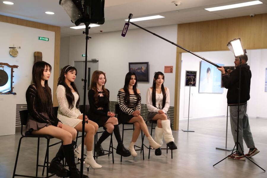 Завершилась автограф-сессия K-pop группы X:IN 상세보기|Последние Новости ...