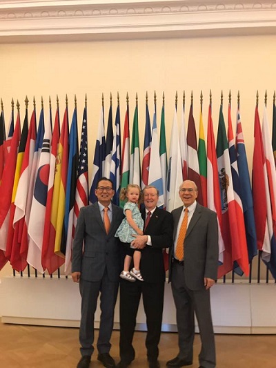 고형권 대사, Randal Jones 정년퇴임 리셉션 참석 상세보기|주요행사 및 활동 주오이시디 대한민국 대표부