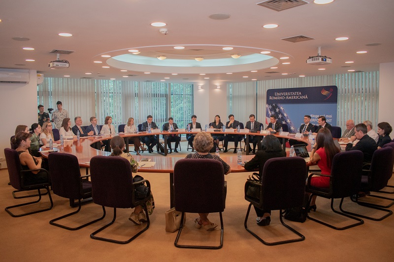 임갑수 대사, 루마니아-아메리카 대학교(RAU)에서 주관한 “유라시아와 동북아시아의 새로운 지정학” 컨퍼런스 참석(7.10 ...