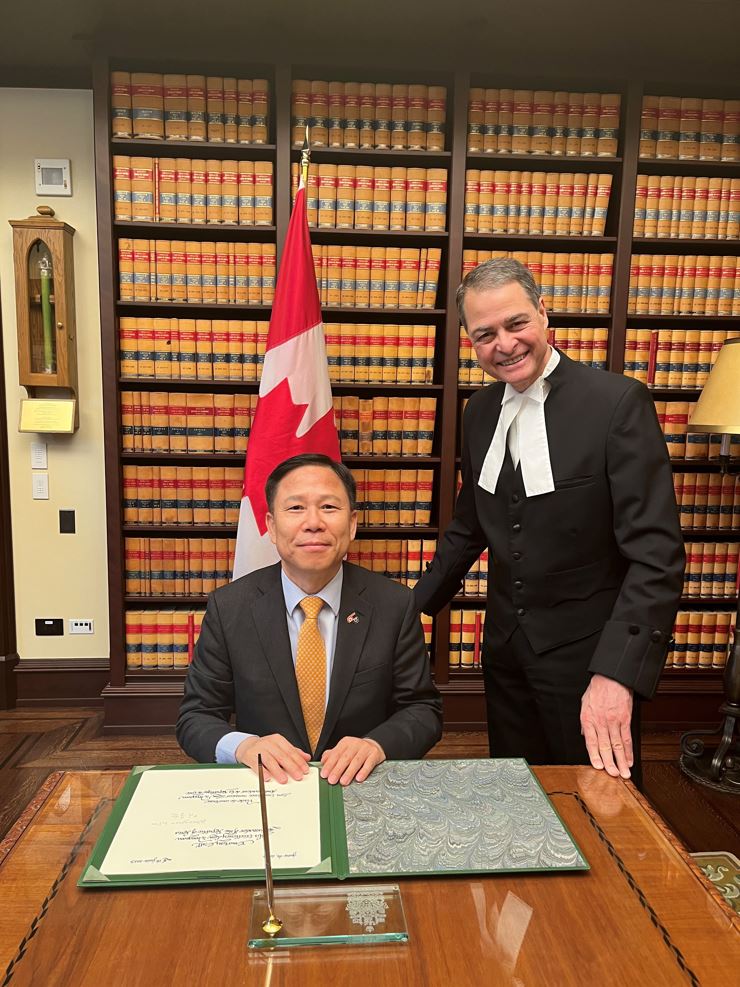 Ambassador Lim paid a courtesy visit to the Speaker of the House of ...