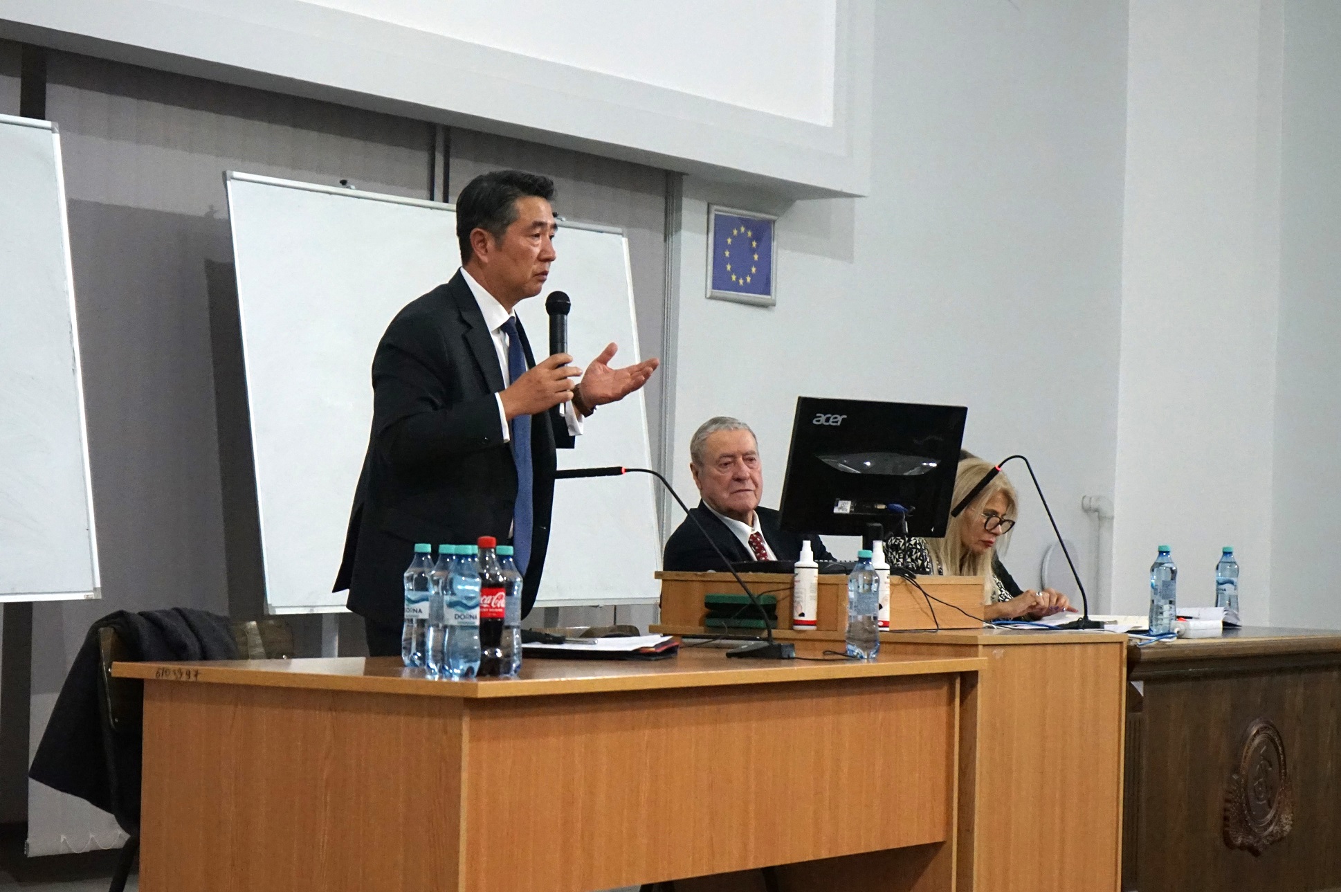 임갑수 대사, 루마니아 국립경제대학교에서 한-루마니아 외교 및 경제관계 특강(1.15) 상세보기|대사관 활동 | 주루마니아 ...