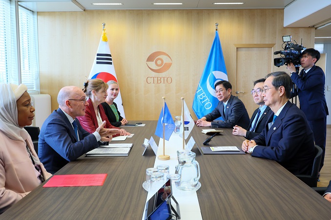 한덕수 국무총리, 오스트리아 공식 방문(4) - IAEA 및 CTBTO 사무총장 면담 상세보기|대사관 활동주오스트리아 대한민국 ...