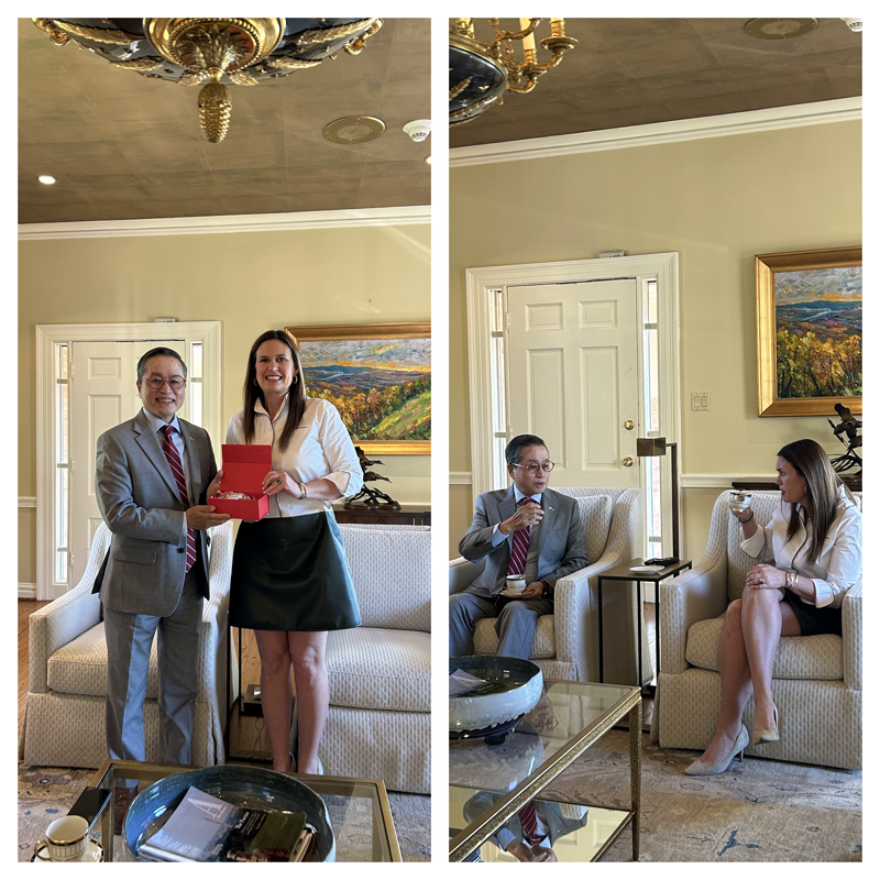 Meeting with Arkansa's governor 상세보기|Consul General's ...