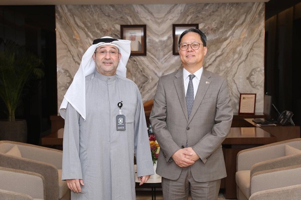 박종석 주쿠웨이트 대사, 주재국 Ahmad Jaber Al-Eidan 국영석유회사(KOC)사장 면담 상세보기|대사관 활동 ...