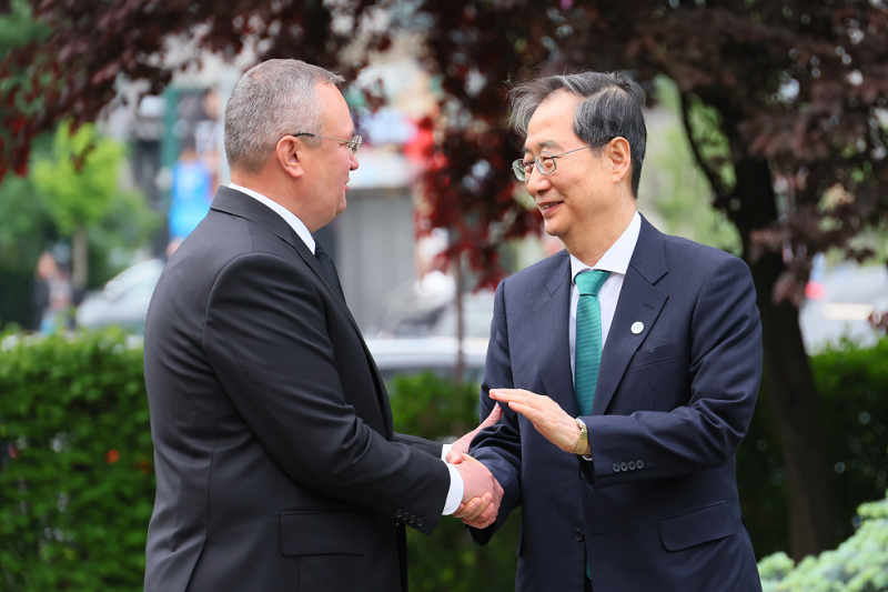 [Comunicat de presă - Cancelaria Prim-Ministrului] Vizita oficială a E ...