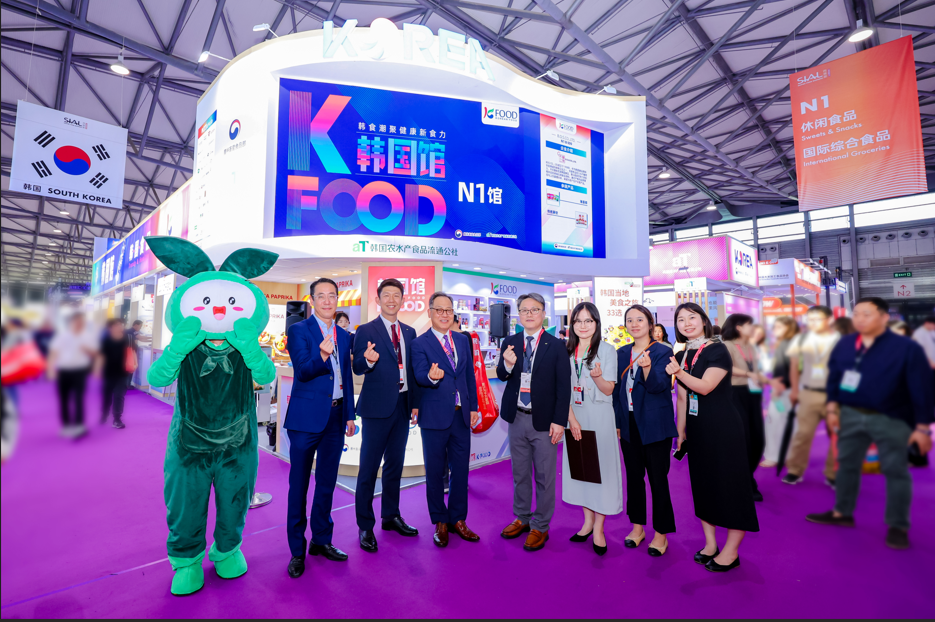 (5.20) 总领事参观上海西雅国际食品展 상세보기|总领事馆活动 | 大韩民国驻上海总领事馆