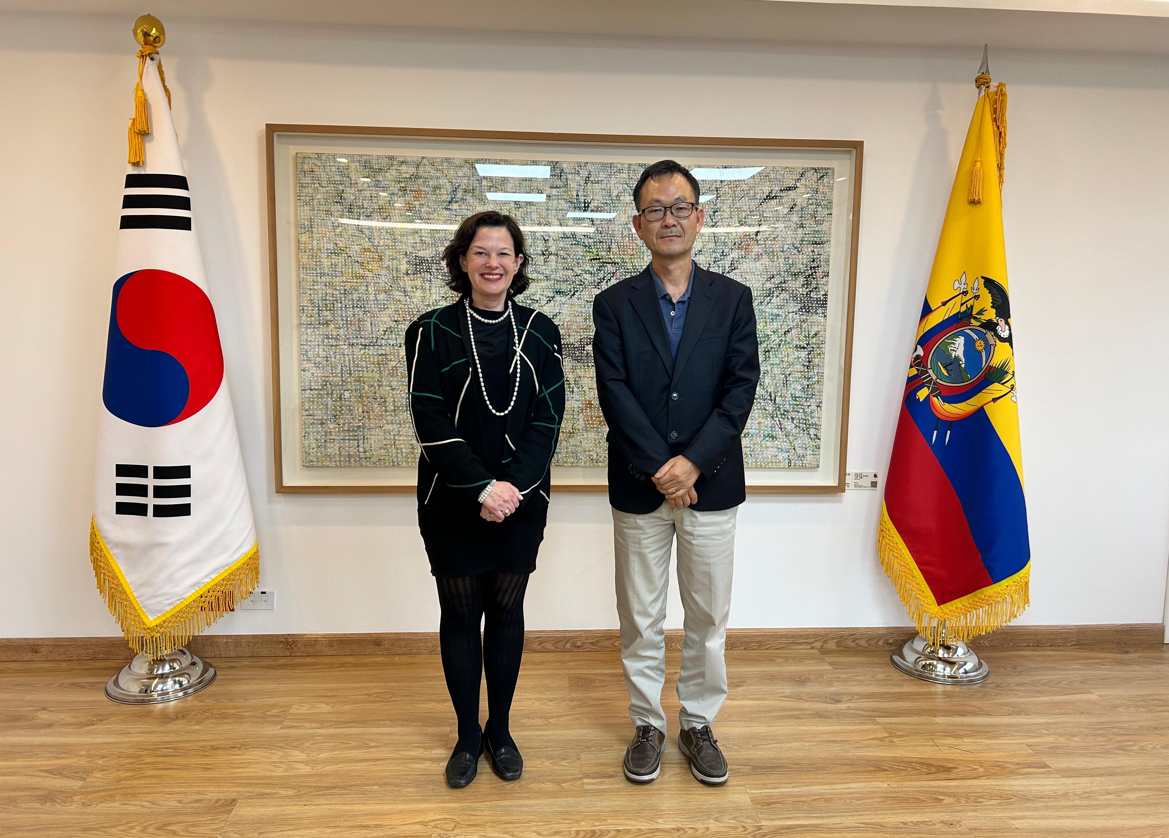 Reunión con la nueva Jefa de Misión de la OIM en Ecuador 상세보기 ...