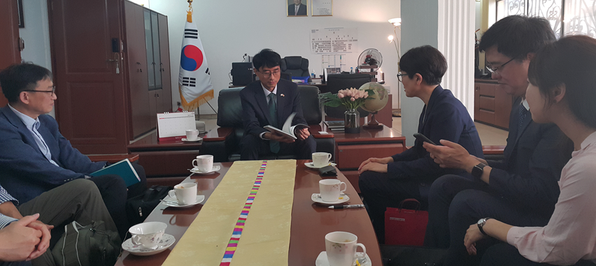 K-Rice Belt 한국출장단 활동 지원 상세보기|공관 활동사항 주카메룬 대한민국 대사관